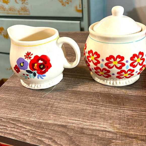 The Pioneer Woman | Kitchen | Pioneer Woman Sugar And Creamer | Poshmark
